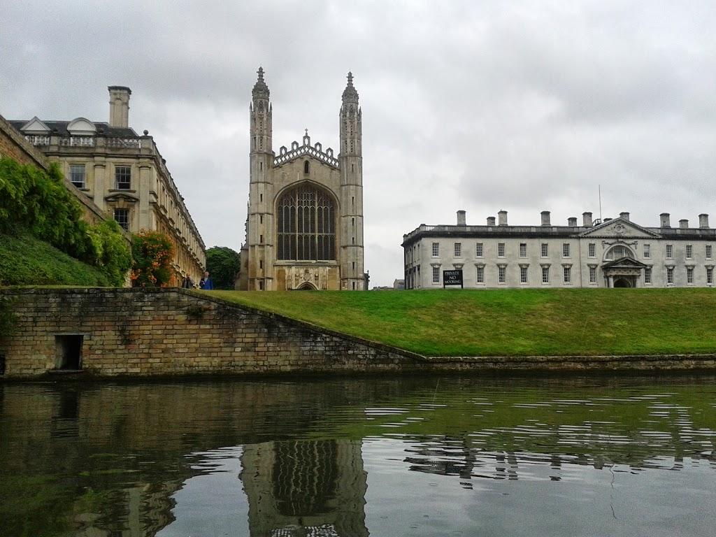 Day trips from London by train or tour bus - Sarah Sees The World